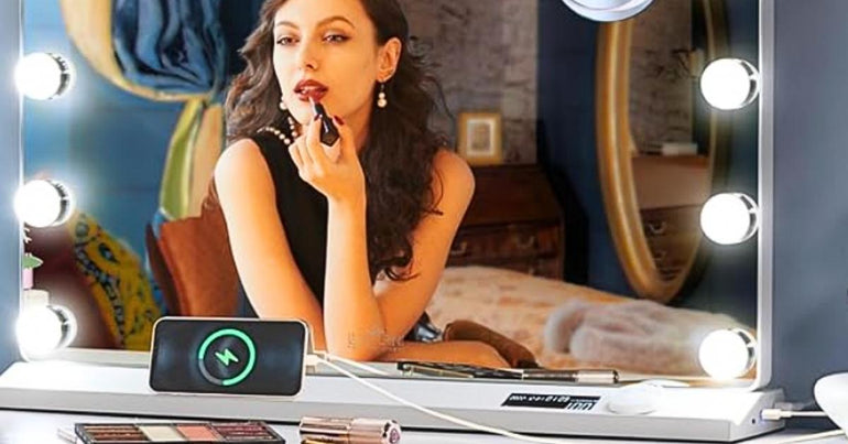 Unlocking the Future of Beauty: Smart Makeup Mirror Features for Makeup ...